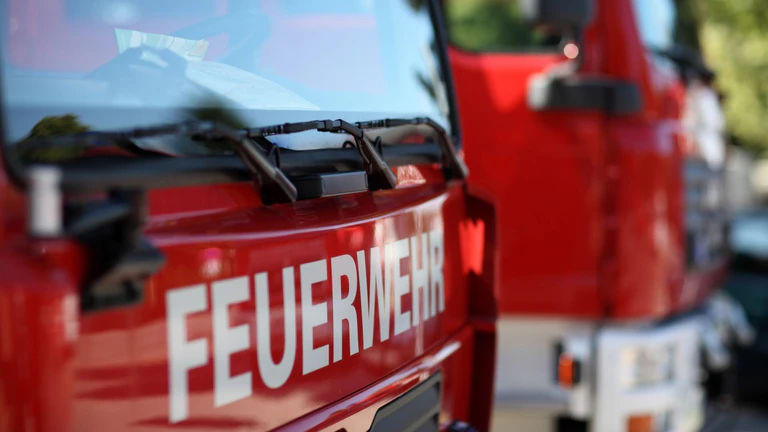 Scheune brennt: Feuerwehreinsatz in Schauenstein | Radio Euroherz